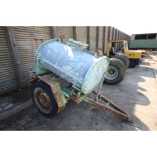 US Army Water Bowser Trailer – MilitaryMart